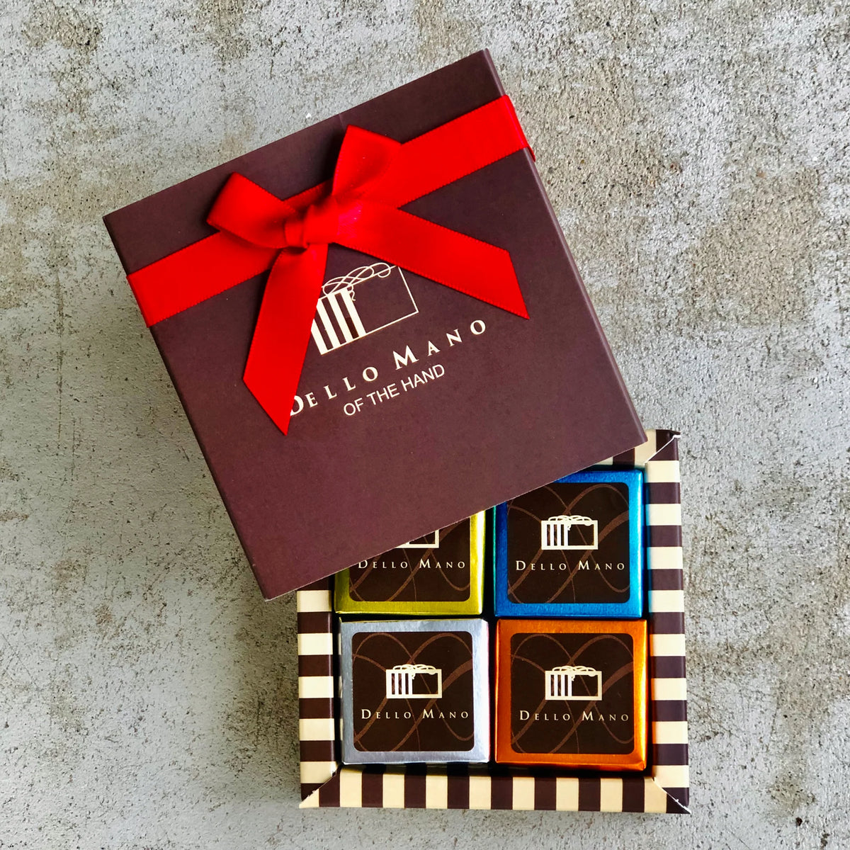 Dello Mano Luxury Mixed Brownie Gift Box – Brisbane Market Flowers